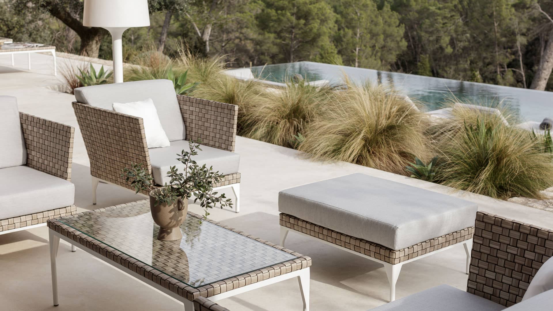 BRAFTA OTTOMAN | BRAFTA COLLECTION - SKYLINE DESIGN