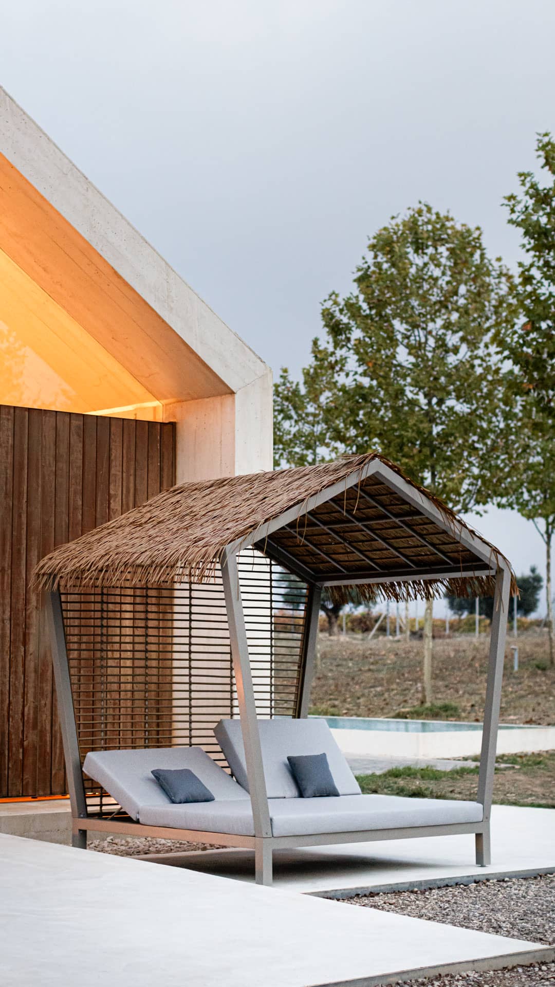 SHELTER DAYBED | DAYBEDS COLLECTION - SKYLINE DESIGN