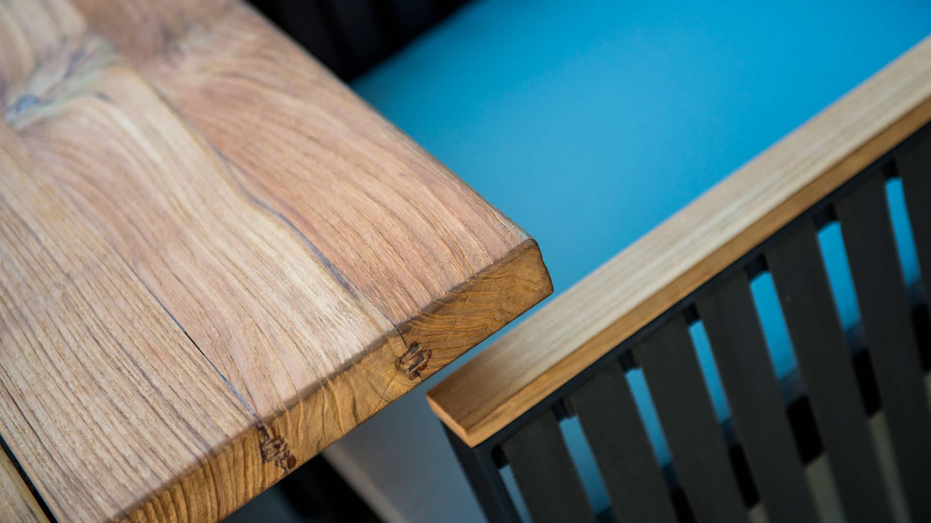 DINING TABLE 100x100 | HORIZON COLLECTION - SKYLINE DESIGN