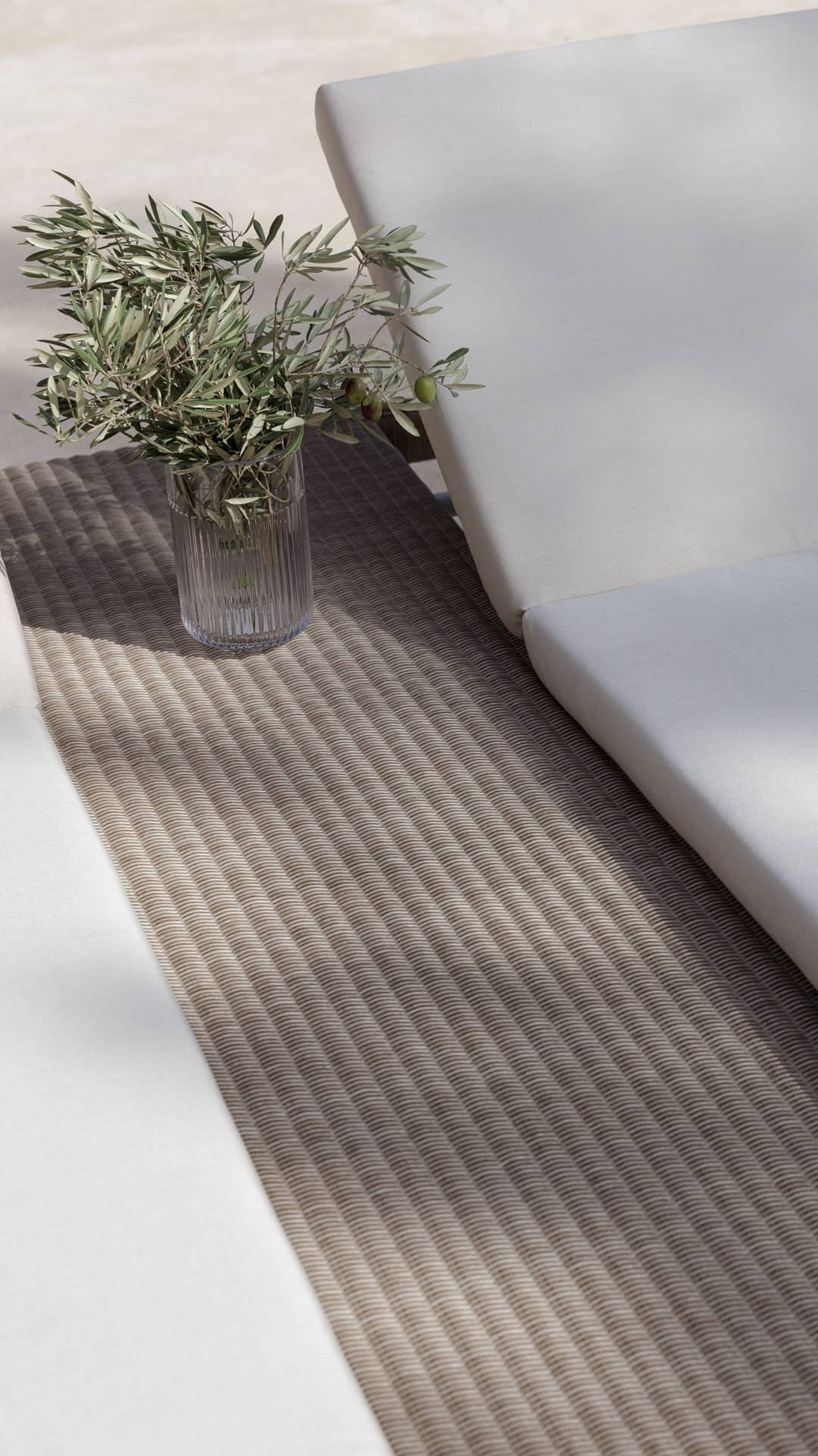 ARENA DOUBLE LOUNGER | ARENA COLLECTION - SKYLINE DESIGN