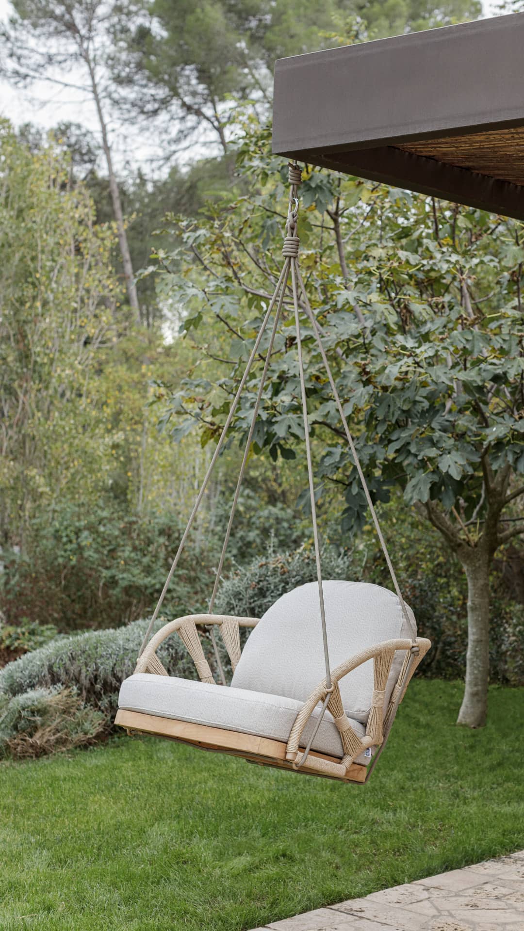 HANGING CHAIR WITH ROPE | KRABI COLLECTION - SKYLINE DESIGN