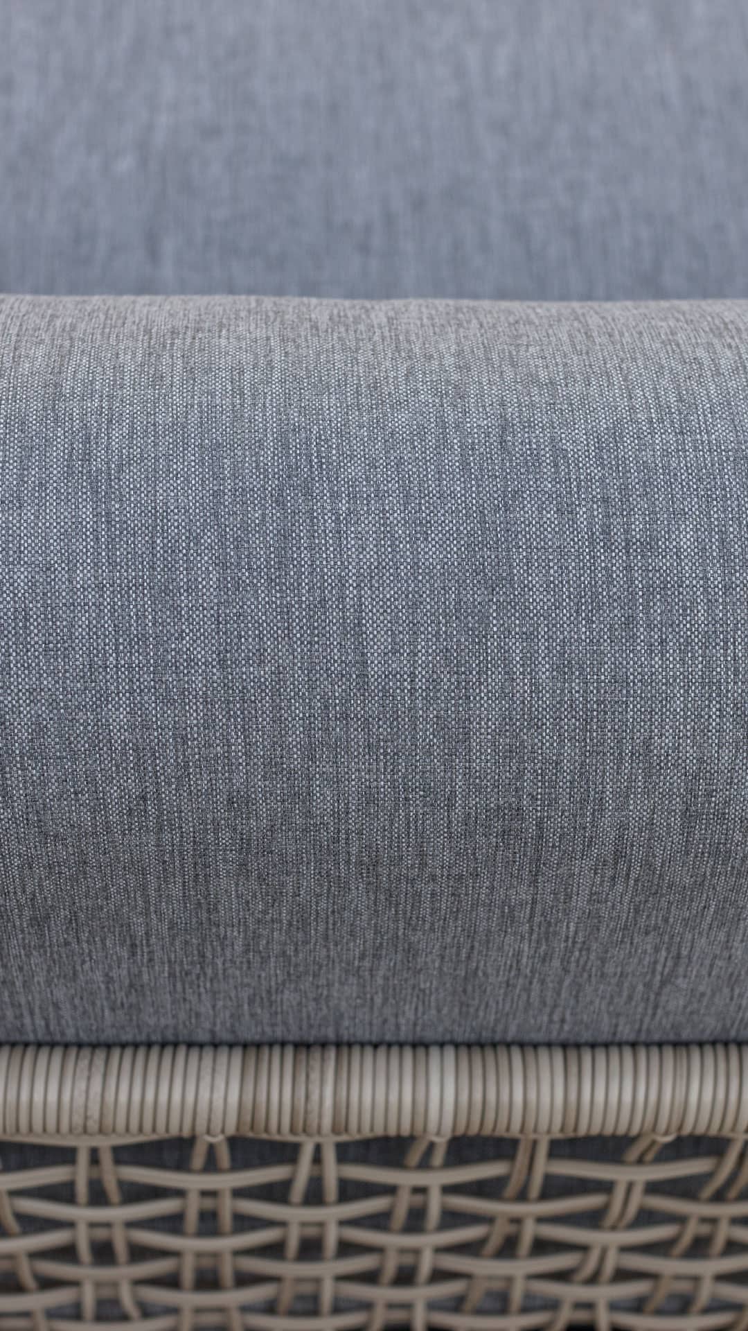 RIBS LOVESEAT | RIBS COLLECTION - SKYLINE DESIGN