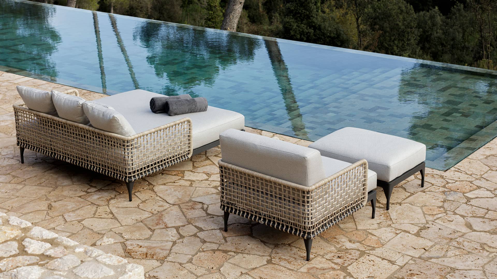 RIBS OTTOMAN | RIBS COLLECTION - SKYLINE DESIGN