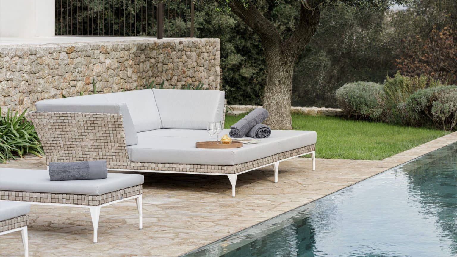 BRAFTA Collection - SKYLINE DESIGN | Premium Outdoor Furniture