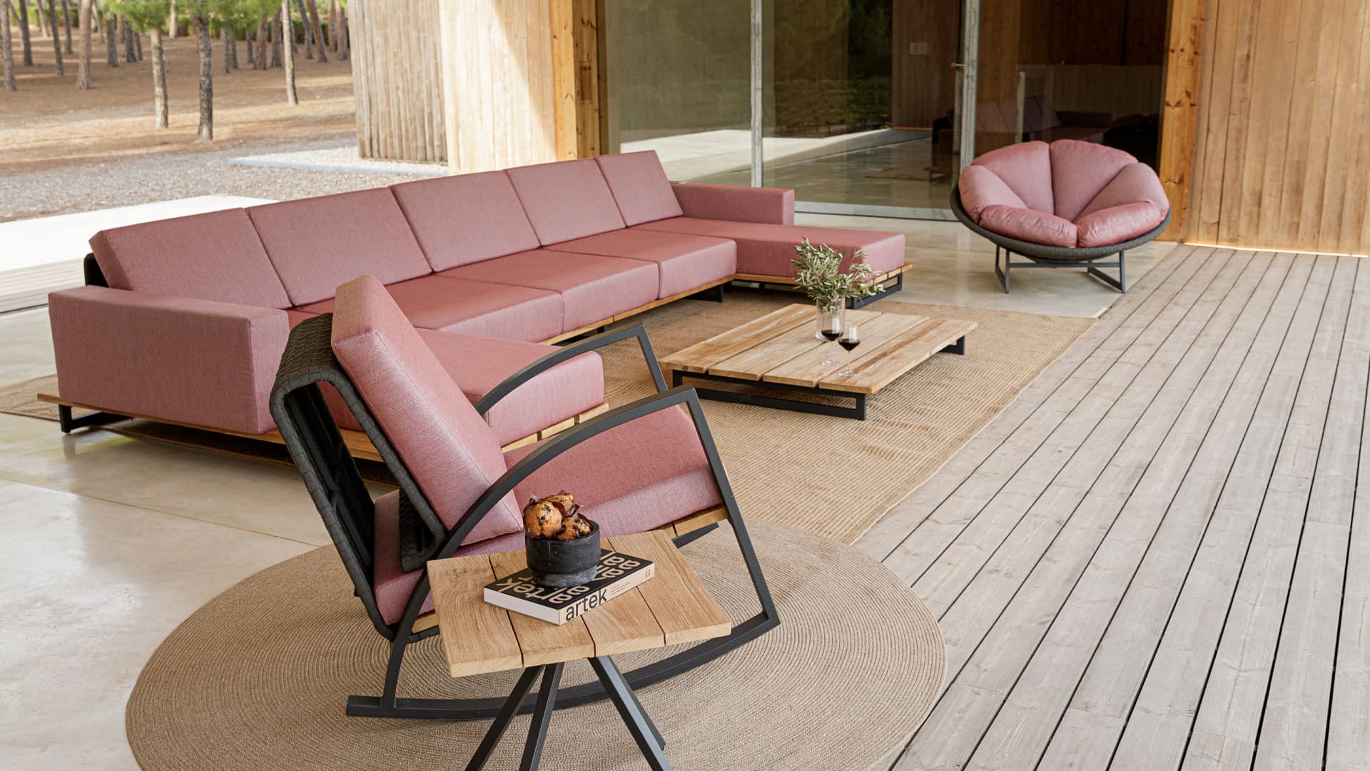 ONA Collection - SKYLINE DESIGN | Premium Outdoor Furniture