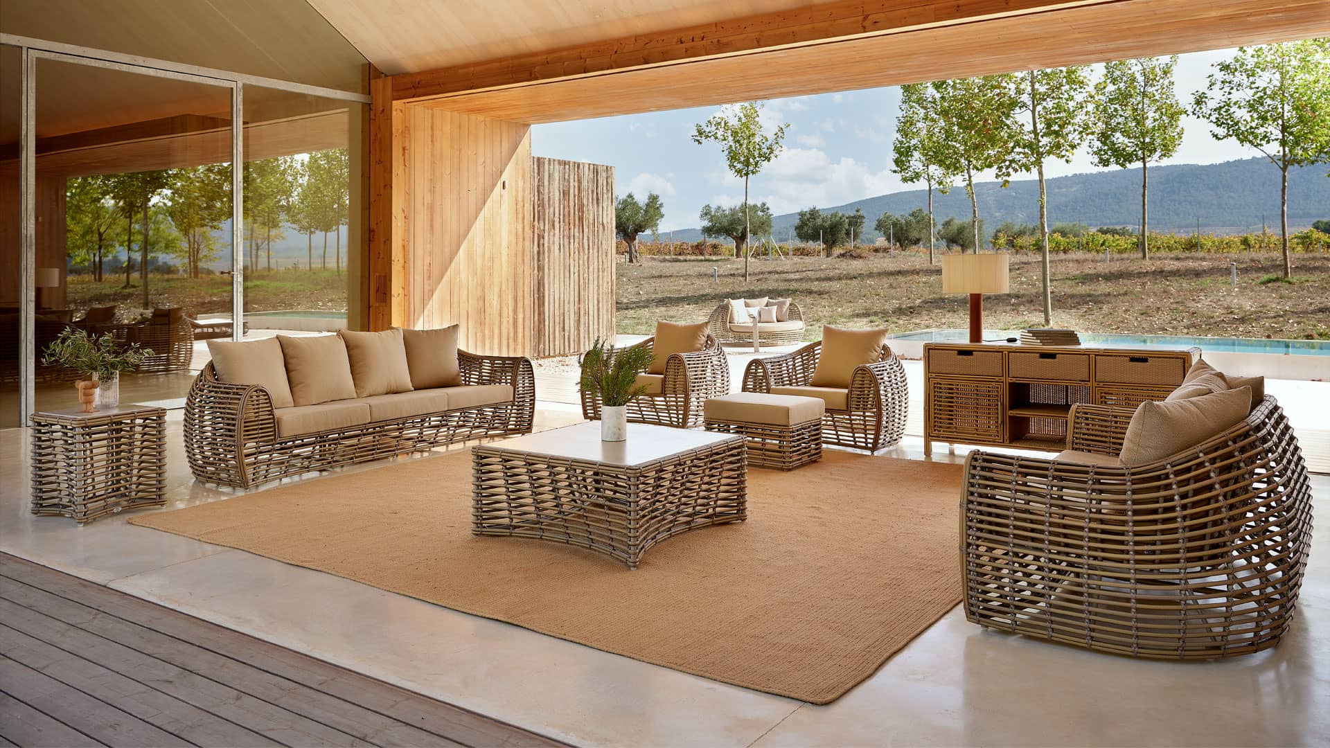 RUBY Collection - SKYLINE DESIGN | Premium Outdoor Furniture
