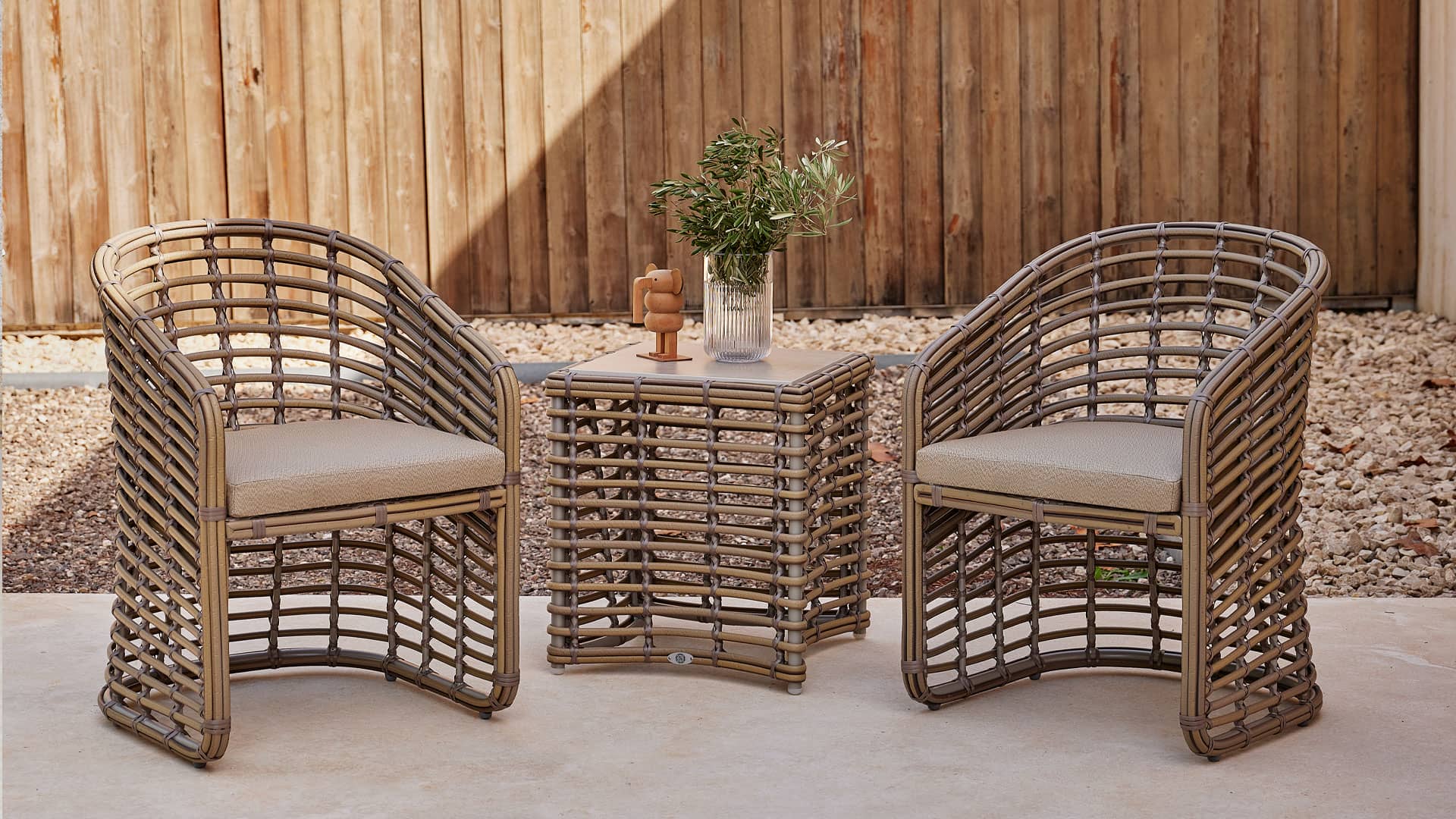 RUBY Collection - SKYLINE DESIGN | Premium Outdoor Furniture